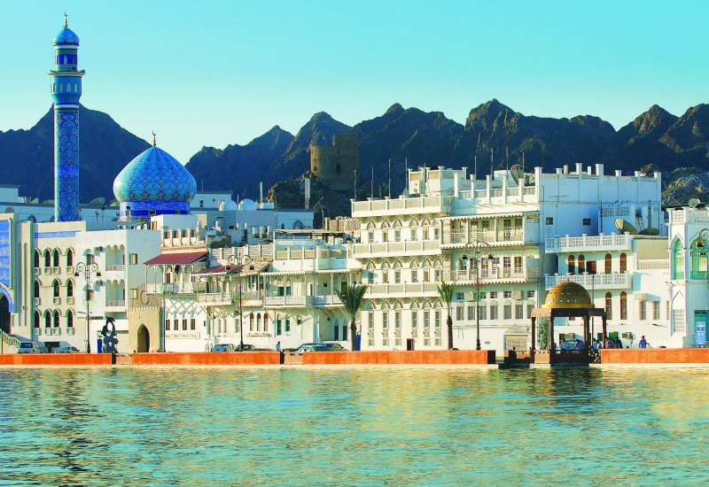 OMAN - Emirates Falcon Tourism